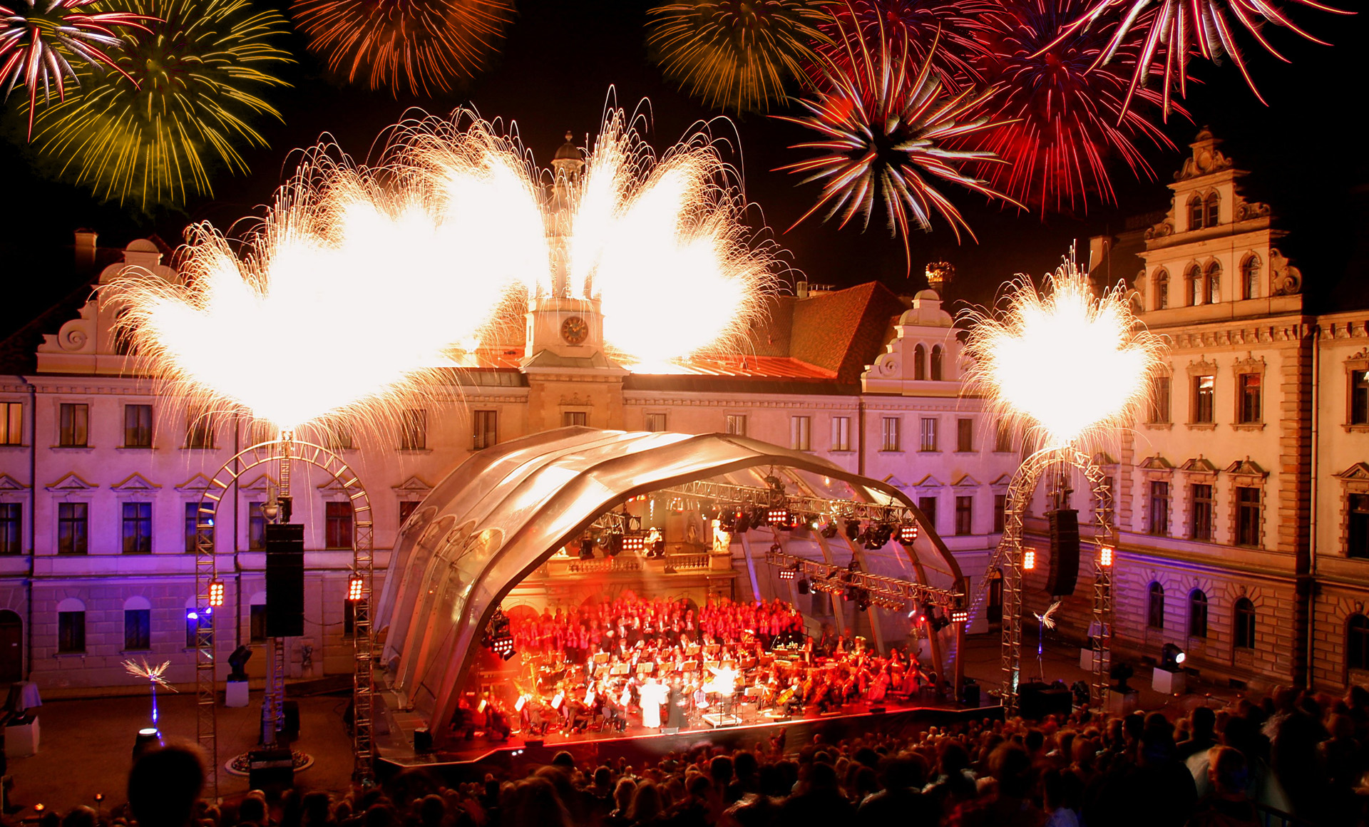 Schlossfestspiele Regensburg - Festspielreisen - 15.–18. Juli 2016 ...